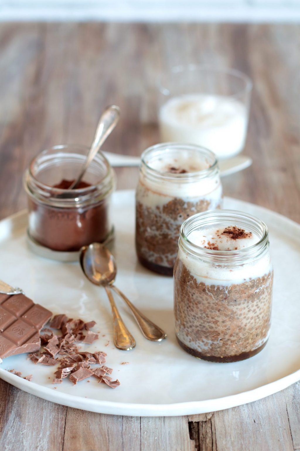 Chia pudding al cacao e latte di cocco · Viaggiare come mangiare